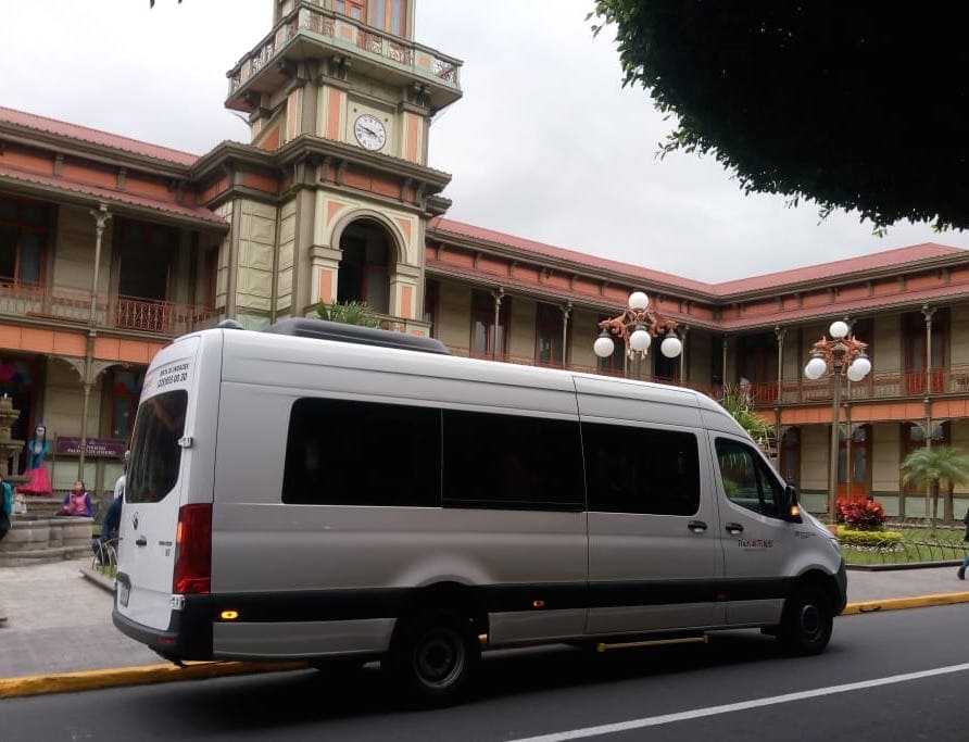 Renta de Camioneta Sprinter - Tours en Puebla - Turiticket.com